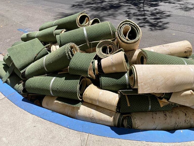 Sperrmüll entsorgen: Tipps, Kosten und Risiken